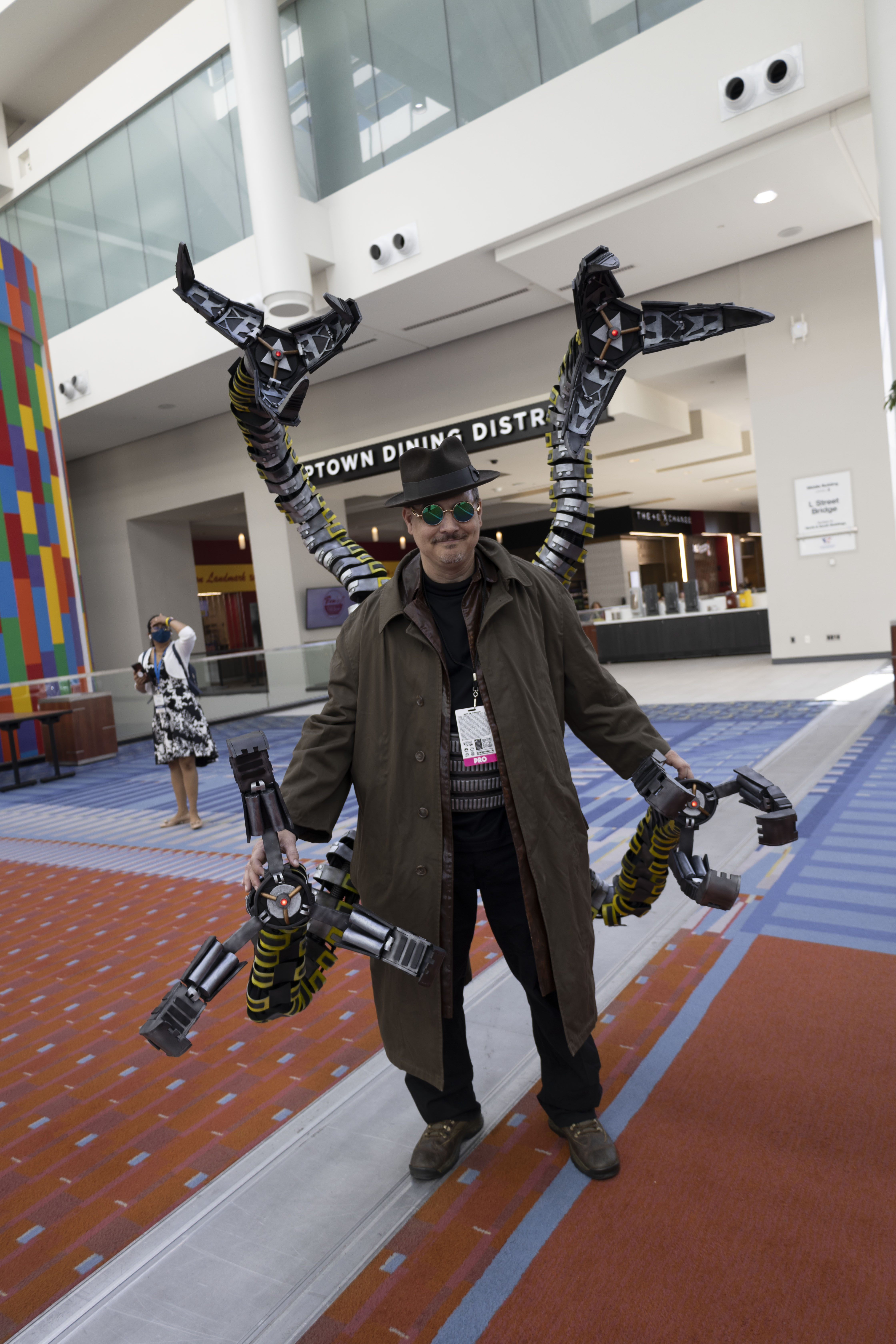 10 Tips for Taking Photos at Comic Cons - Geek Mamas