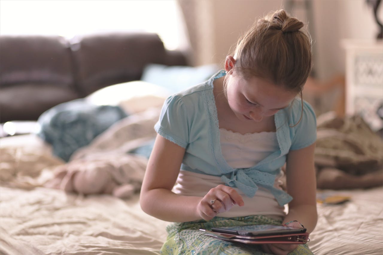 The Impact of Violent and Inappropriate Content on Children - Geek Mamas