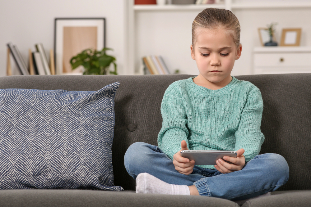 Parenting in the Age of Addictive App Design - Geek Mamas