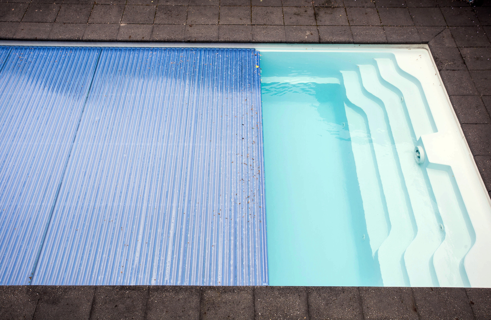 Who Should Invest in Swimming Pool Covers - Geek Mamas